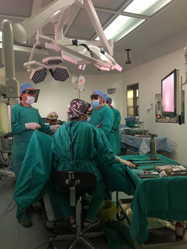 Λαπαροσκόπηση και ρομποτική χειρουργική - Οδυσσέας Σαββούρας